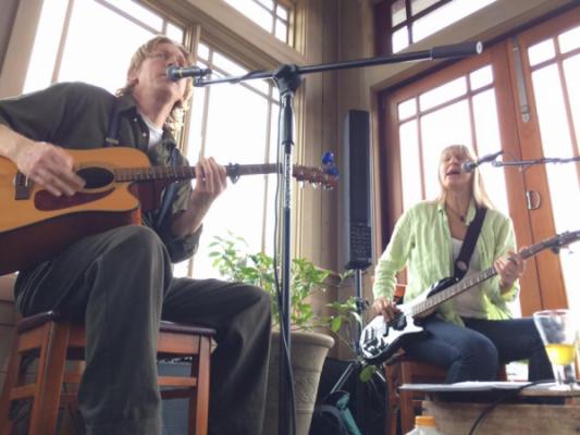 Albemarle Ciderworks & Vintage Virginia Apples